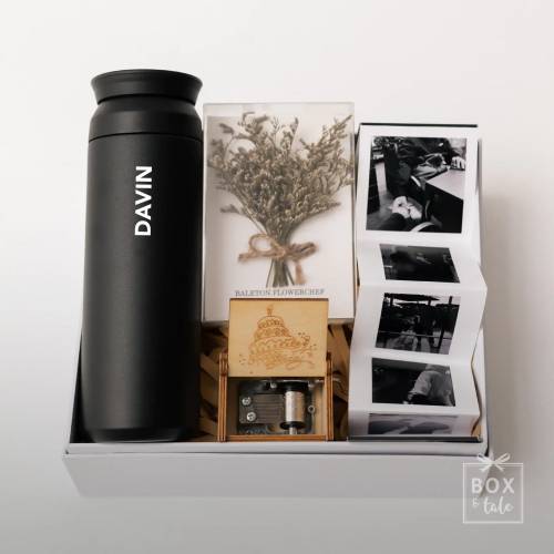 Gift Box, Custom Gifts, Hampers & Corporate Gifts | BOX & TALE